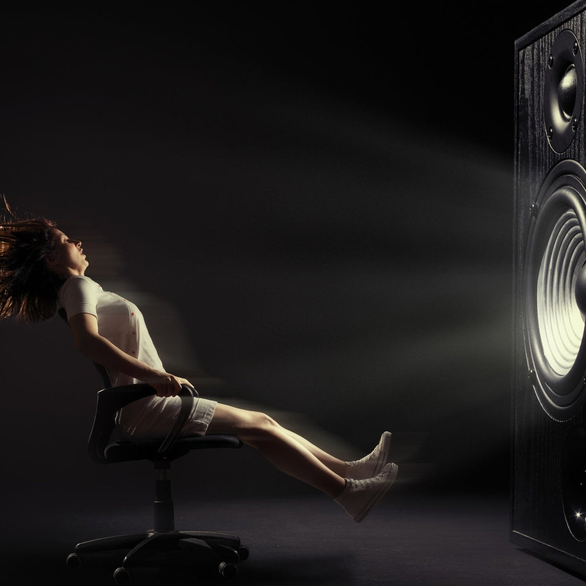 What Is the Best Power Amplifier for Live Sound? – AVGear.com