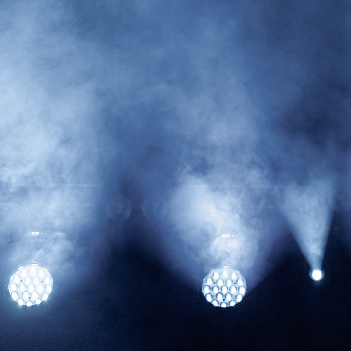 How Does a Fog Machine Work? | Types & Applications – AVGear.com
