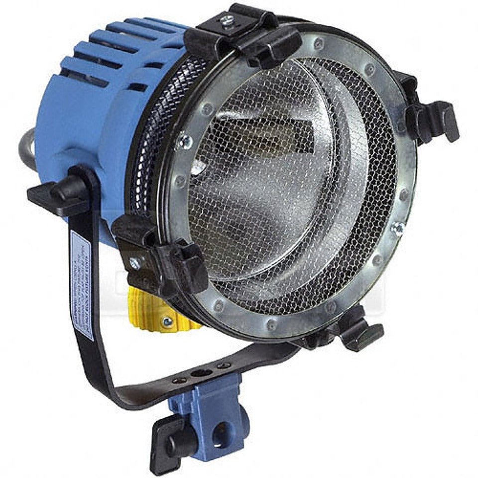 Arri Arrilite 1000 Open Face Tungsten Flood Light – AVGear.com