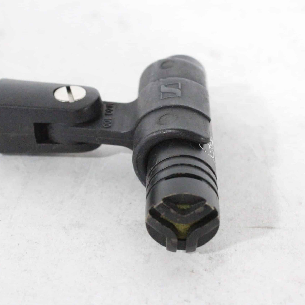 AKG C430 Microphone w/ Mic Holder – AVGear.com
