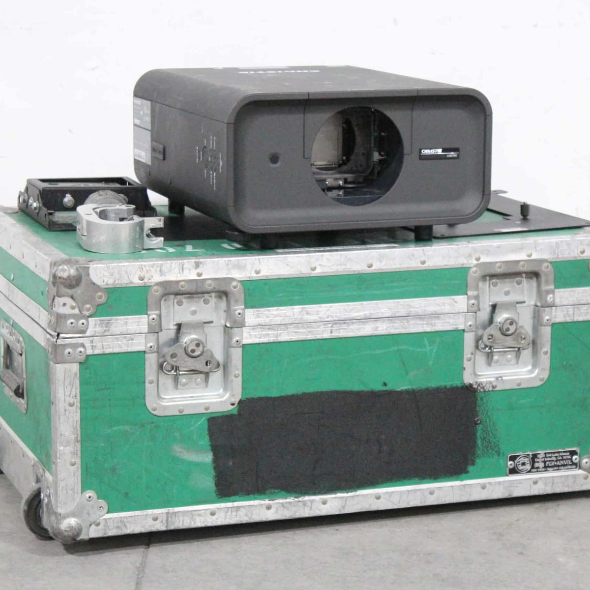 Christie LHD700 Projector & Hardware (422 Hours) w/ Anvil Wheeled ...