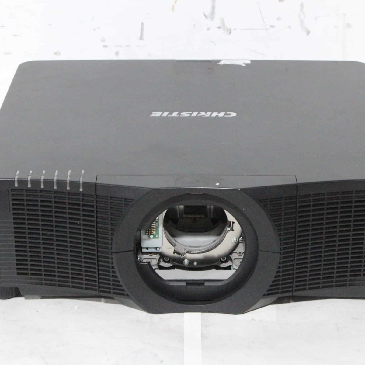 Christie LWU701i-D BLK 3LCD WUXGA 7000 Lumen Projector (Black) – AVGear.com