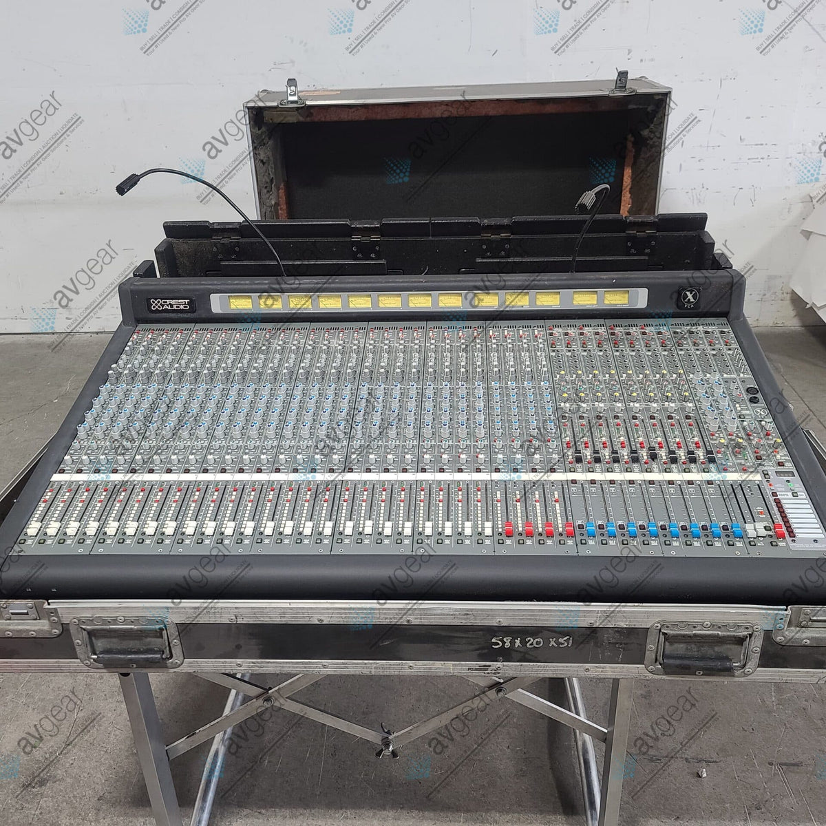 Crest Audio X-VCA Channel Mixing Console – AVGear.com