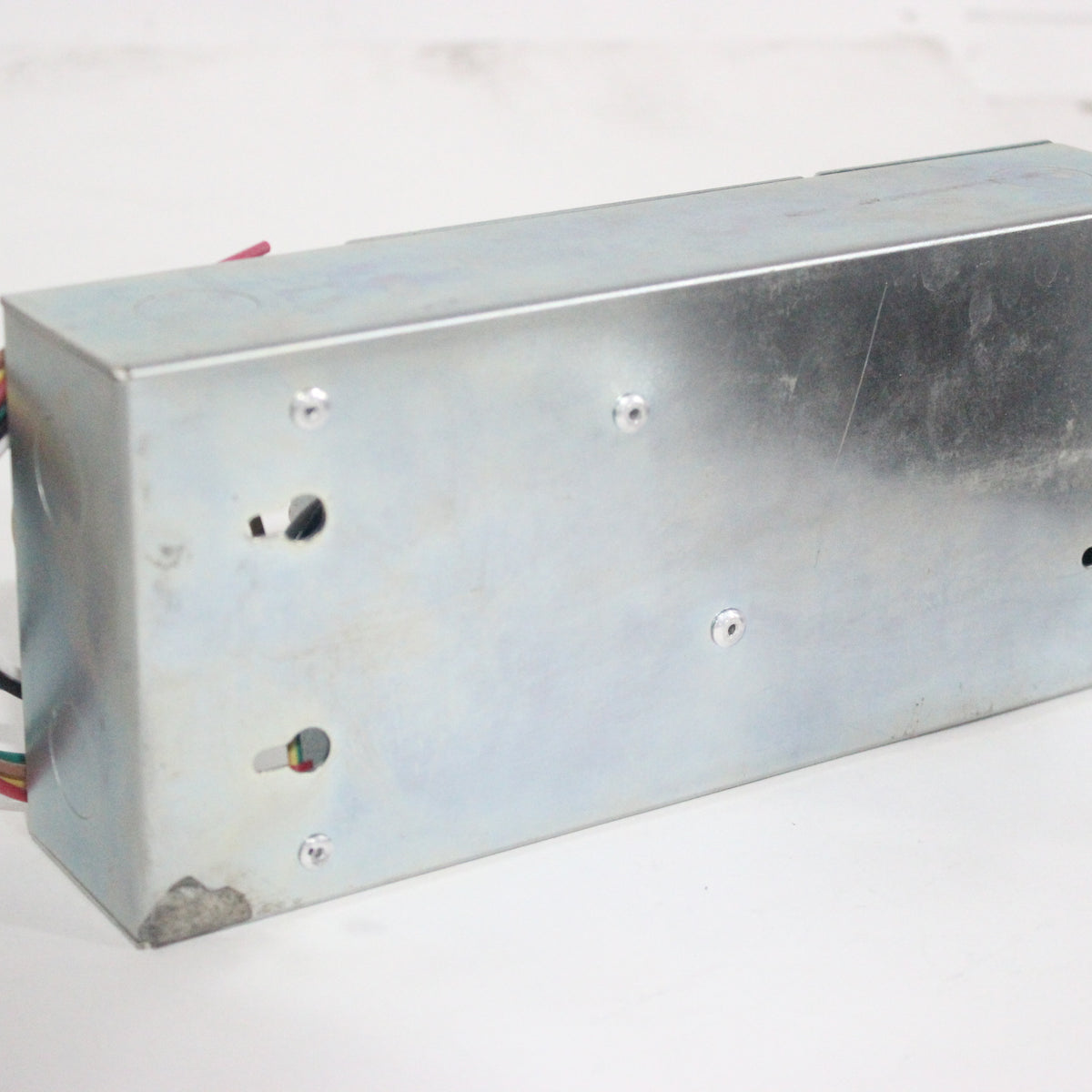 Draper LVC IV 110-120V AC Power Junction Box – AVGear.com