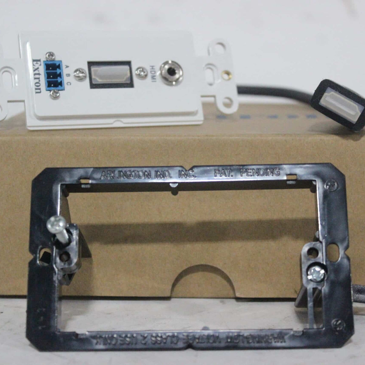 Extron WPD 110 A HDMI W IR w/ Audio Captive Screw and Control – AVGear.com