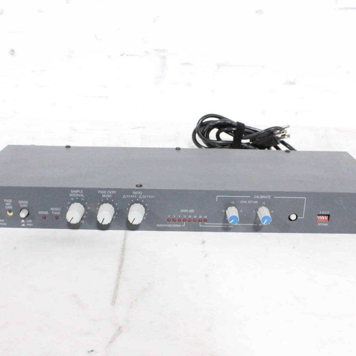 Symetrix 572 SPL Computer / Noise Level Controller (Missing Button ...