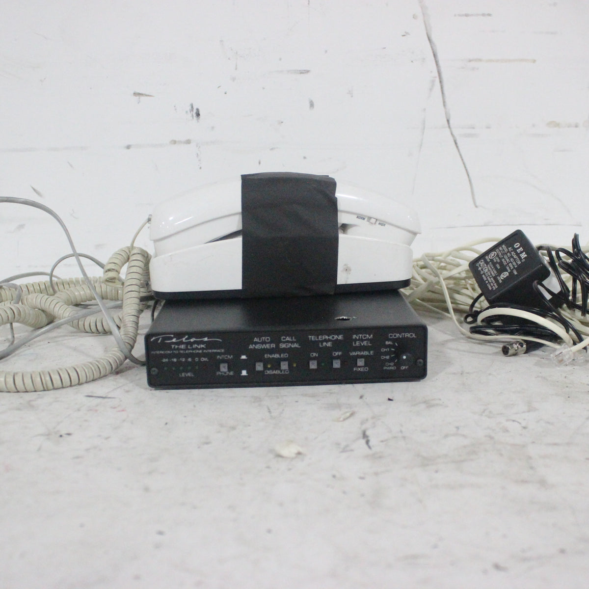 Telos Systems The Link Intercom-To-Telephone Interface w/ Telephone, T ...